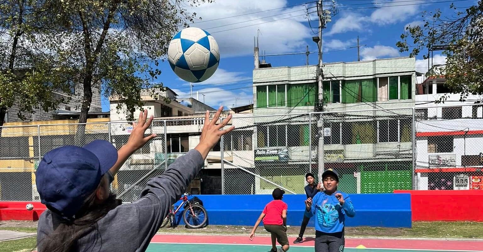 ¿Qué es el Ecuavoley? Todo lo que debes saber, reglas, etc..