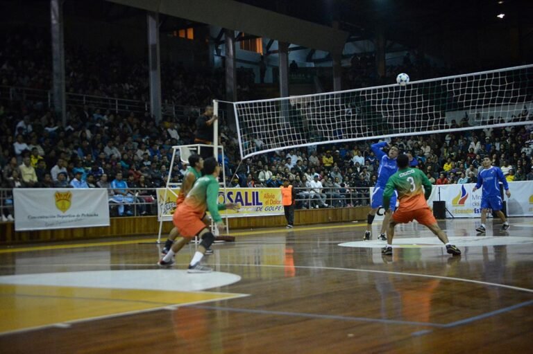 🏐 Historia del Ecuavoley: De las Calles al Mundo con pasión